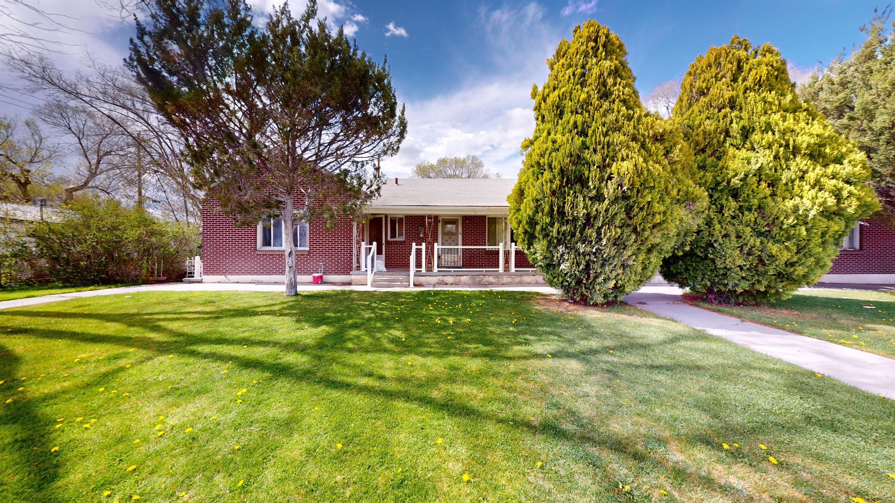 Home [robinhoodrealty.managebuilding.com]